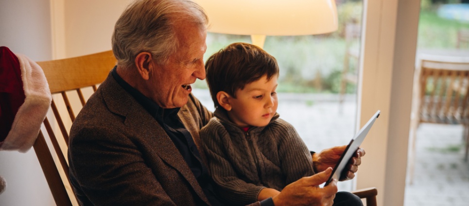 5 helpful financial lessons to impart to your children or grandchildren ...